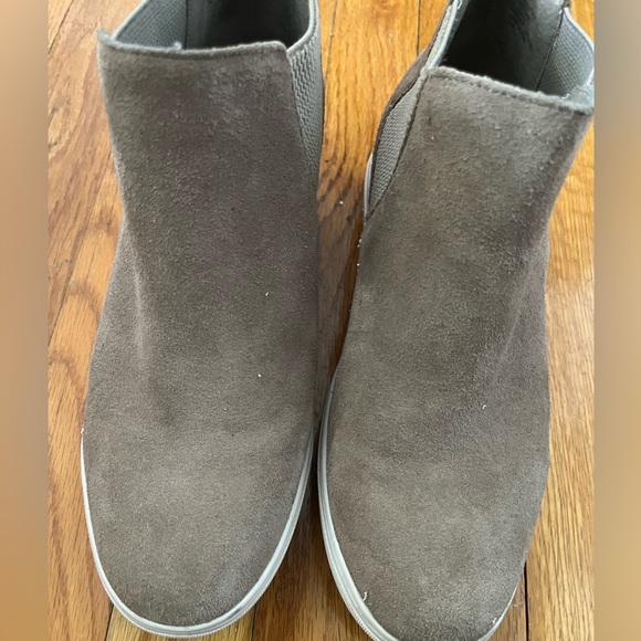 Steve Madden | Shoes | Steve Madden Gray Suede Sneaker Bootie | Poshmark